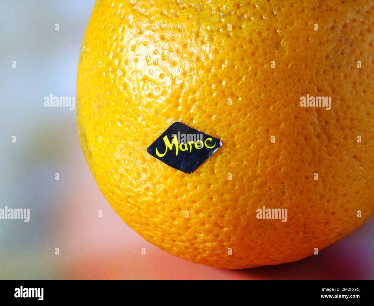 Squeezed orange | Orange du Maroc 07/06/2018 Stock Photo - Alamy