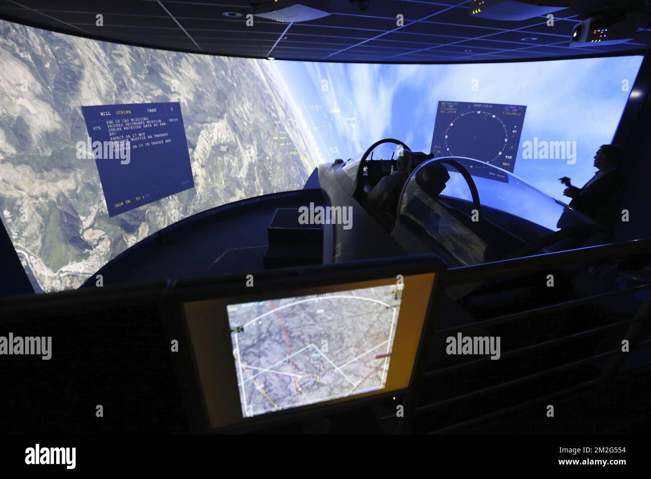 Rafale cockpit hi-res stock photography and images - Alamy