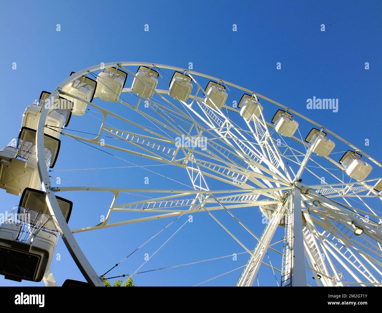 Ferris wheel Carousel | Manège grande roue de 33 mètres de hauteur et ...