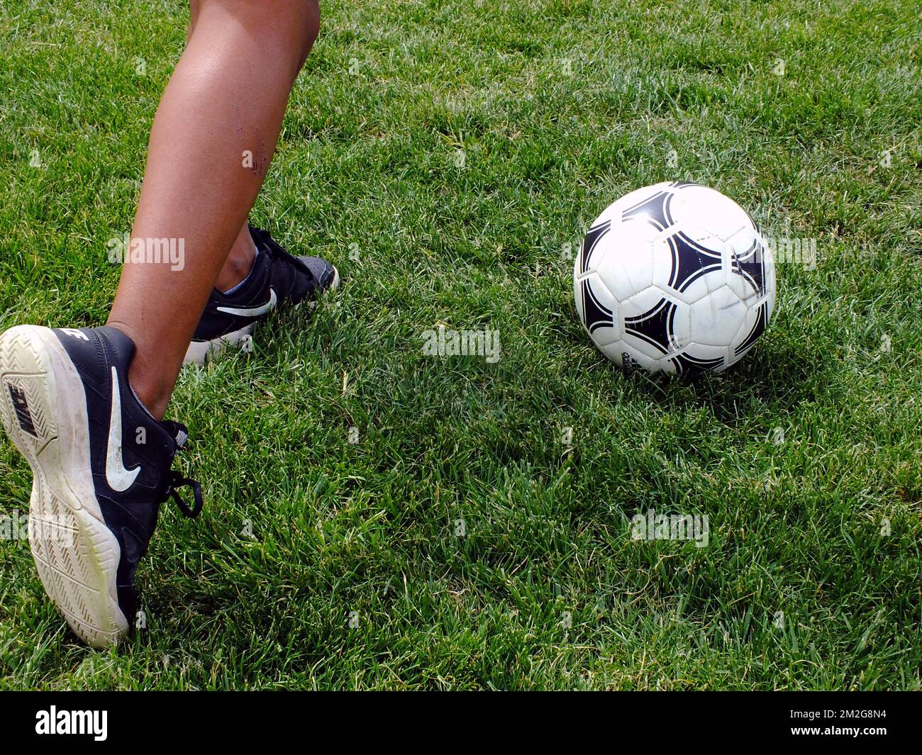 Adolescent de football hi-res stock photography and images - Alamy