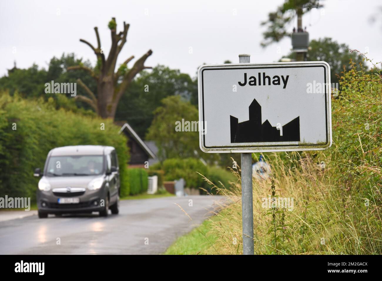 Illustration shows the name of the Jalhay municipality on a road sign ...