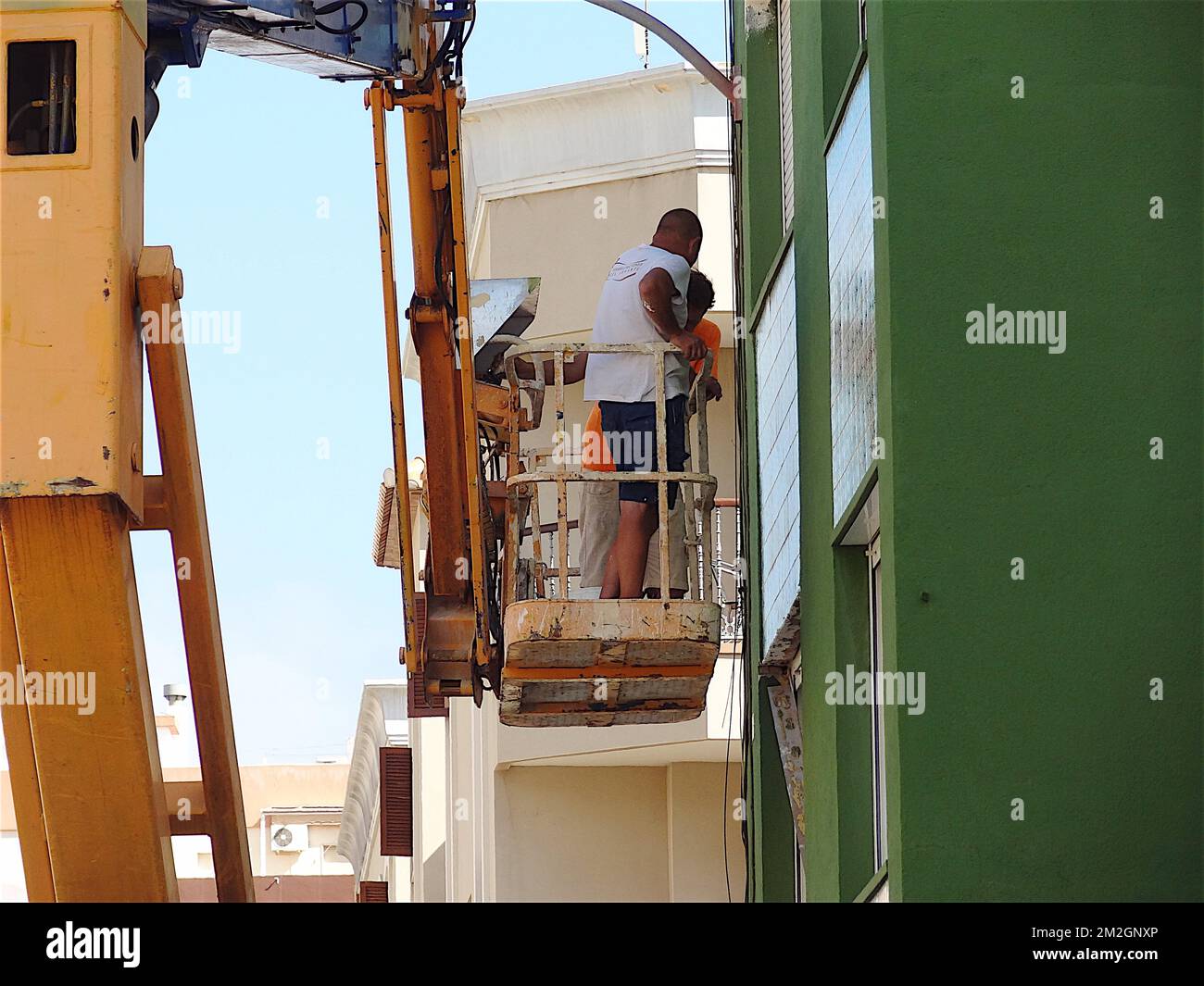 Chantier de construction avec grue de construction hi-res stock ...