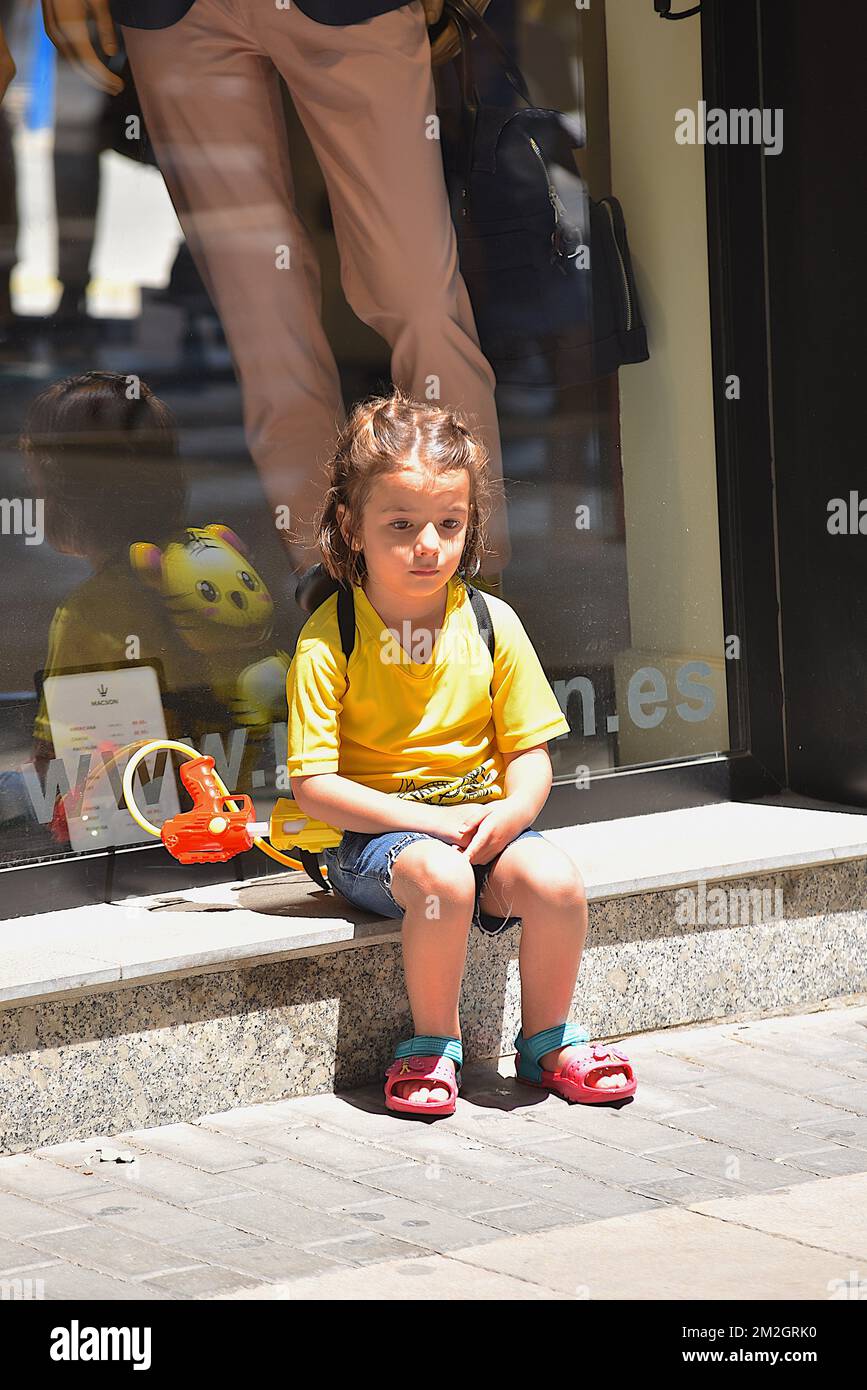 Enfant triste parents hi-res stock photography and images - Alamy