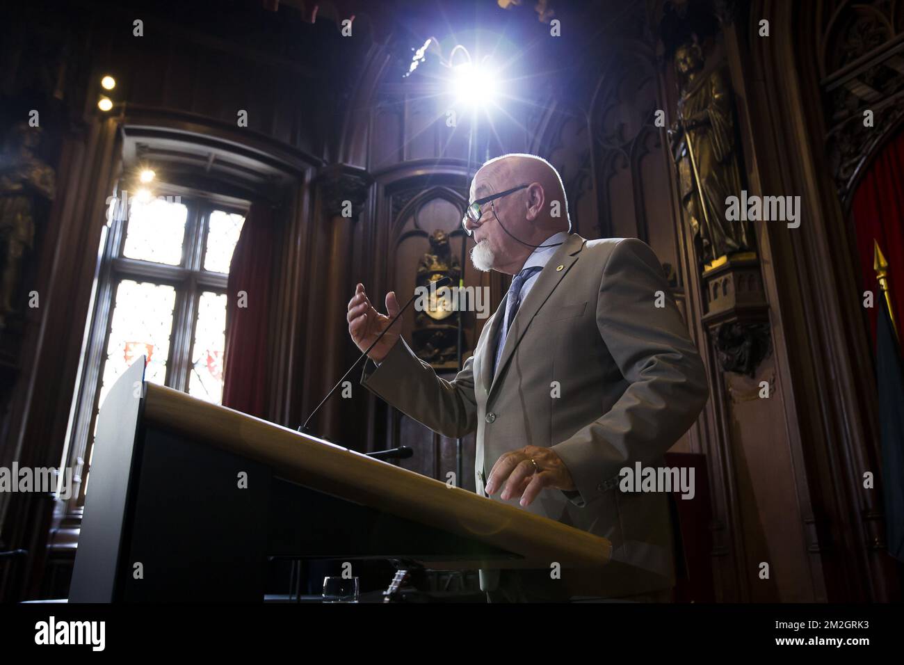 Flemish parliament chairman Jan Peumans delivers a speech at a ...