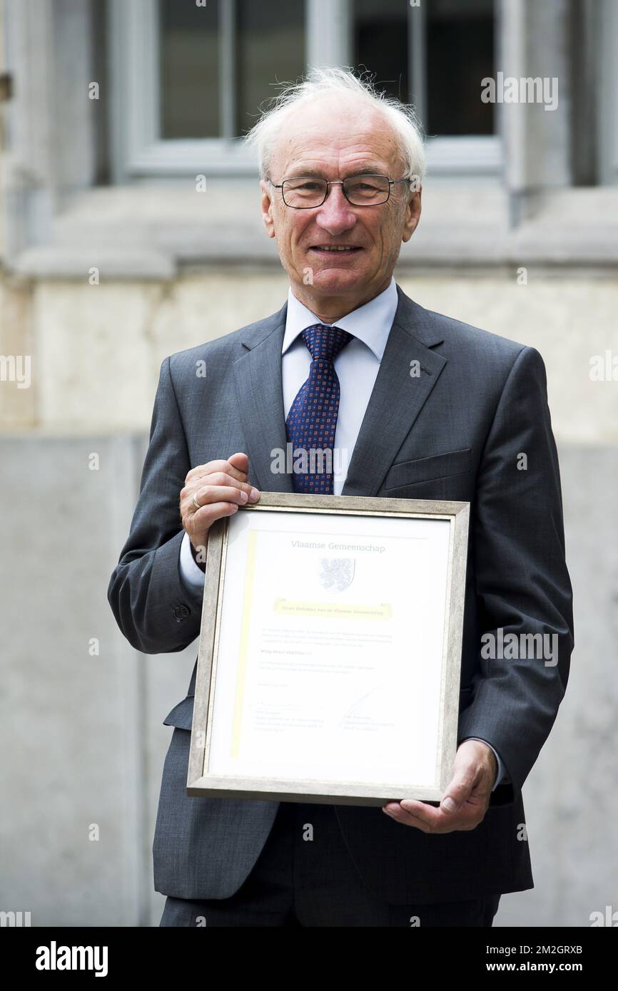 Economist Willy Verstraete pictured during the award ceremony for the ...