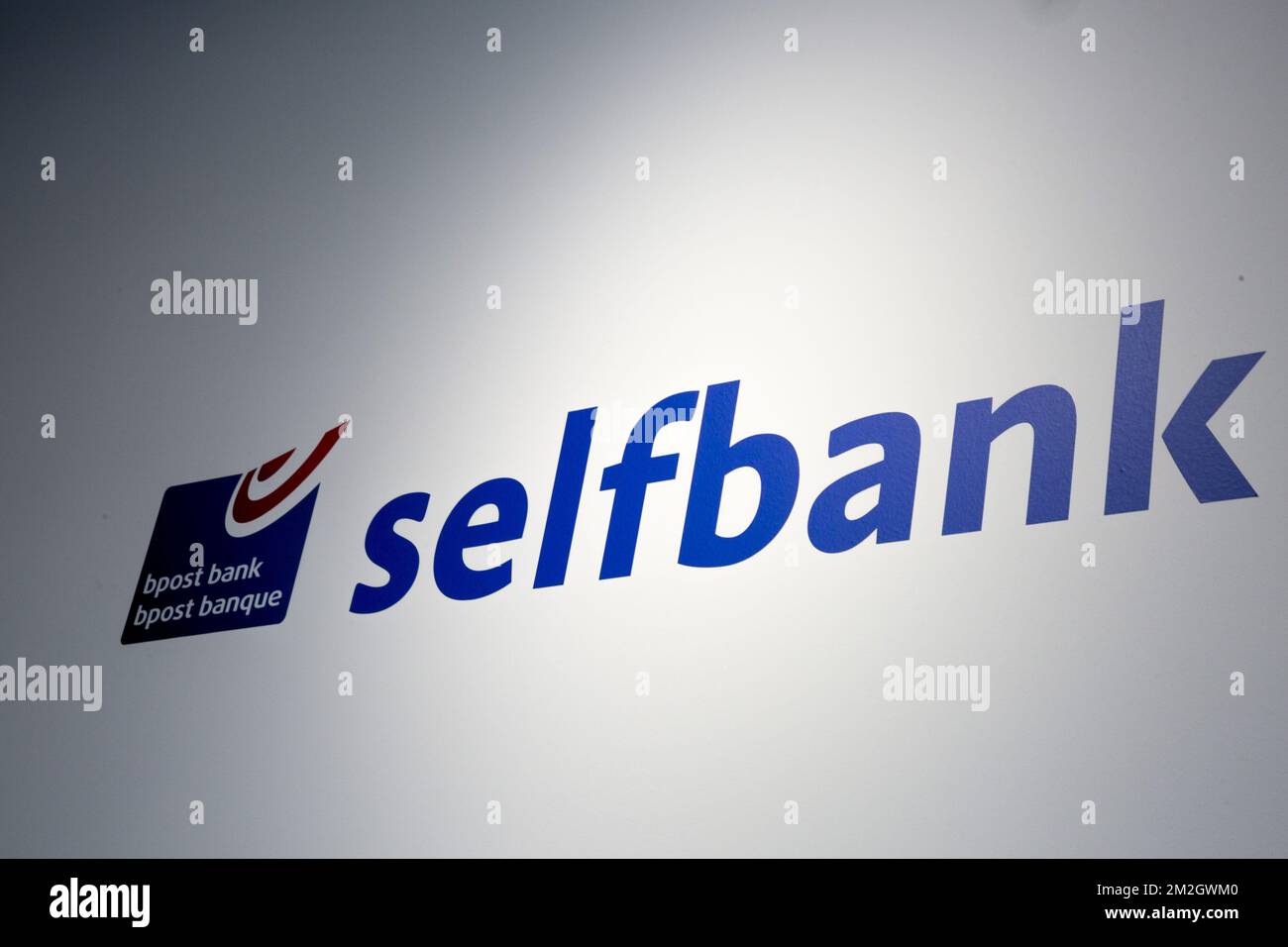 Logo bpost hi-res stock photography and images - Alamy