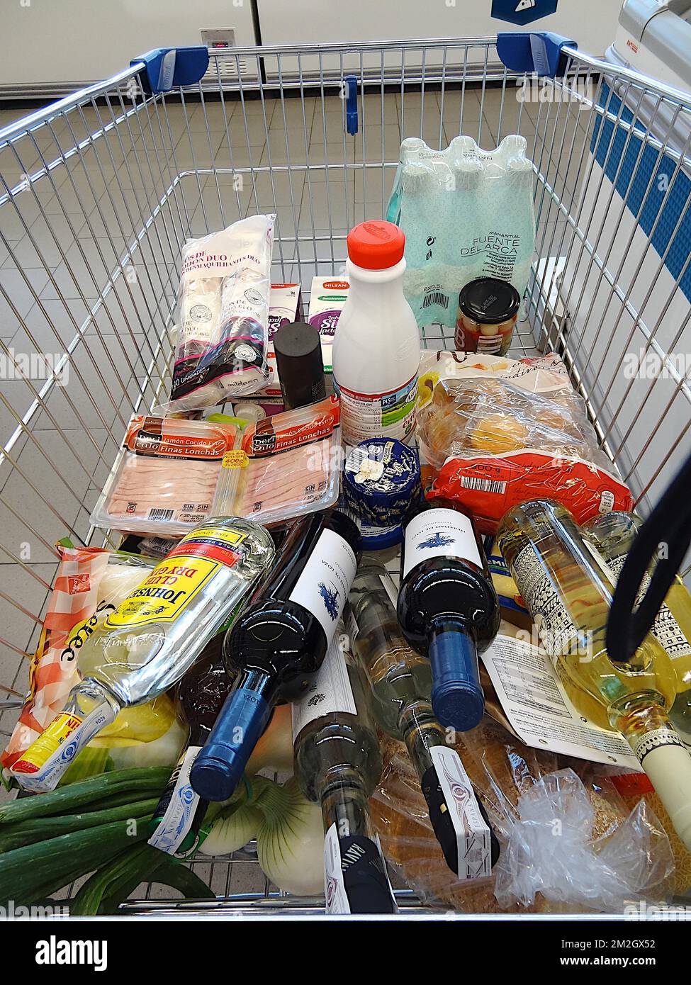 Aldi super market | Grande surface Aldi 10/07/2018 Stock Photo - Alamy