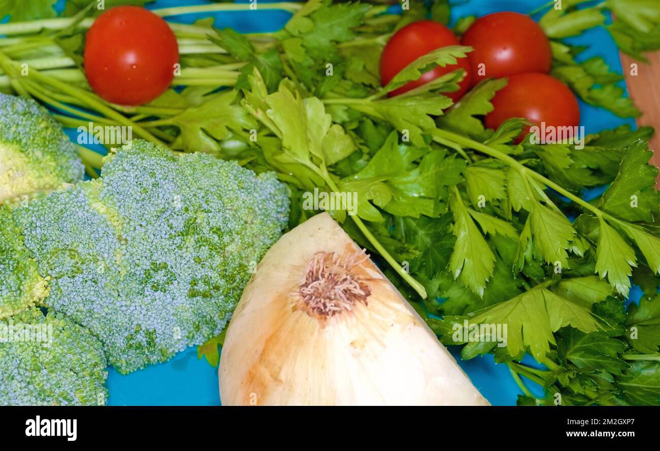 Brocoli plante hi-res stock photography and images - Alamy