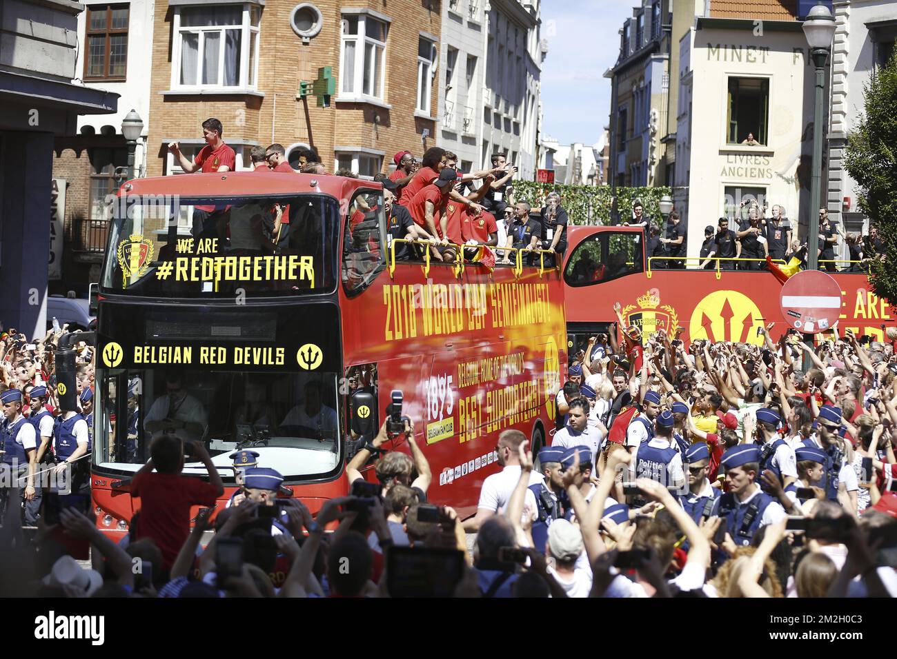 Red Devils' supporters pictured as Red Devils team is on the way to ...