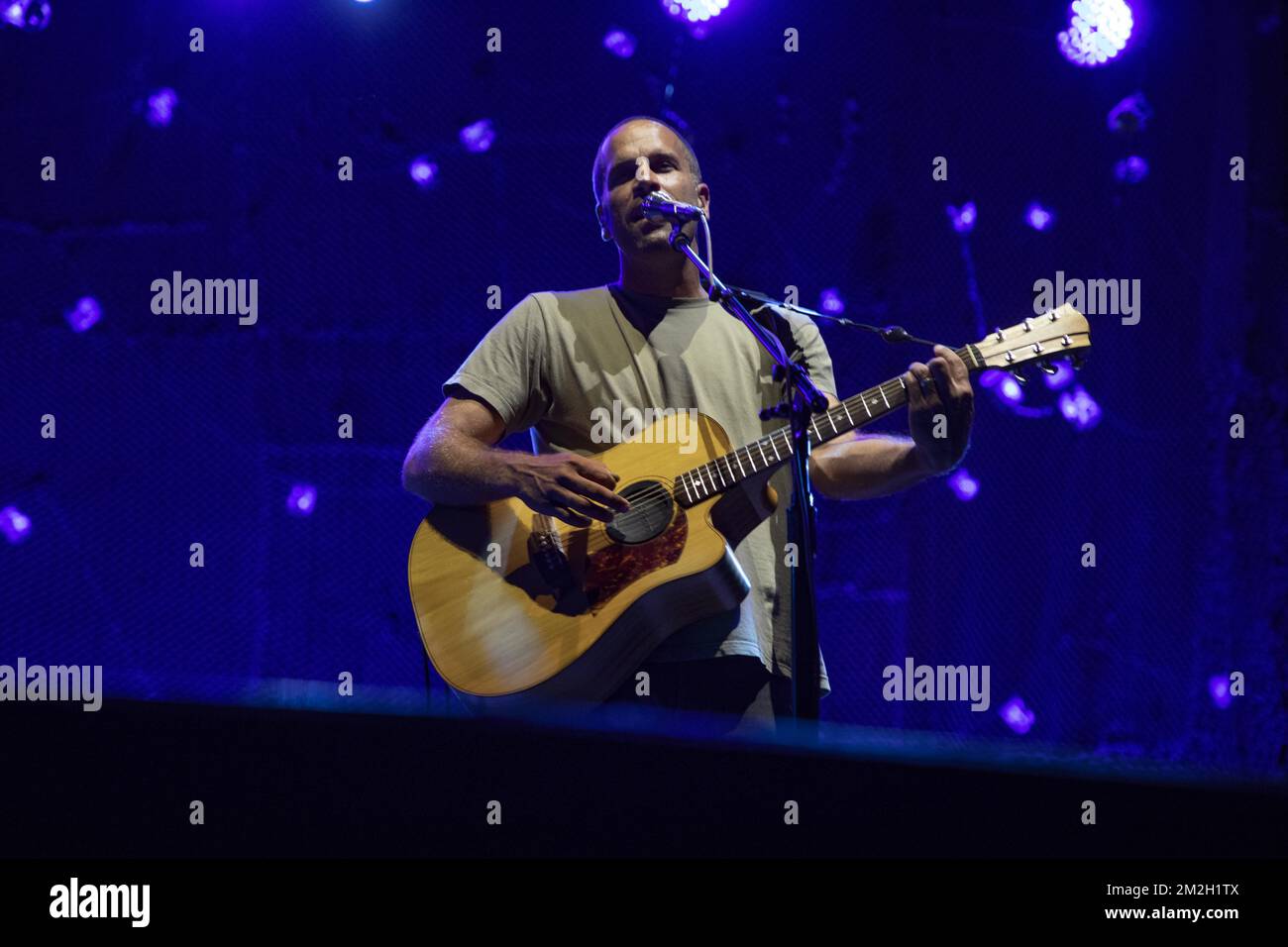 Jack johnson singer hi-res stock photography and images - Alamy