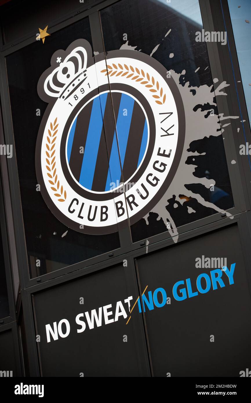 Club brugge logo hi-res stock photography and images - Alamy