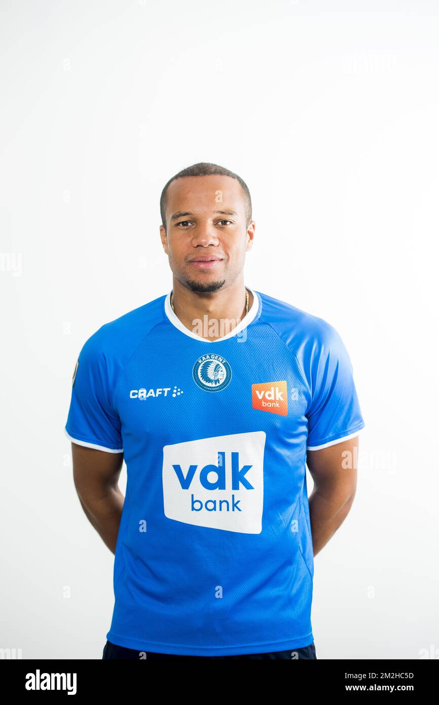 Gent's Vadis Odjidja-Ofoe poses for the photographer after a training ...