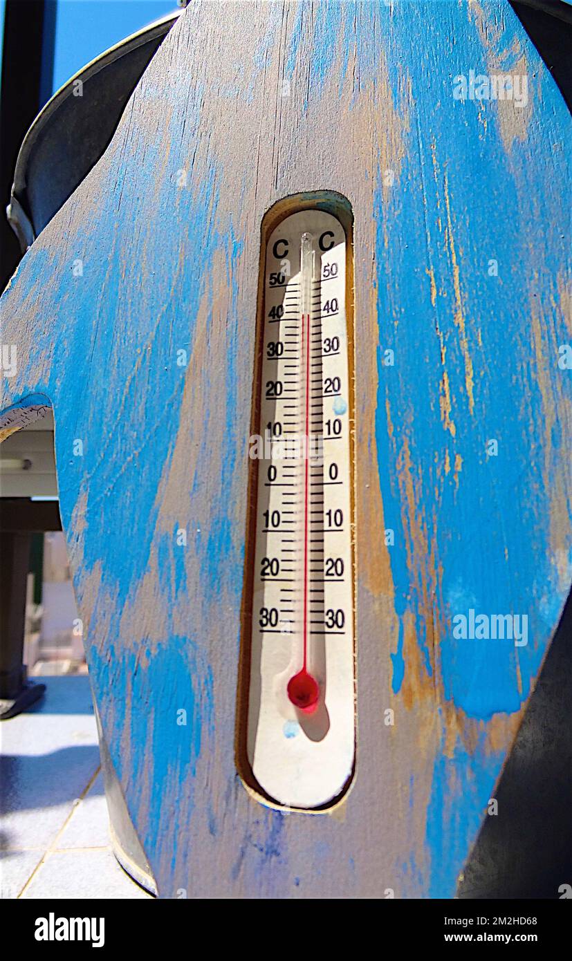 Strong heat | Fortes chaleurs 02/08/2018 Stock Photo - Alamy