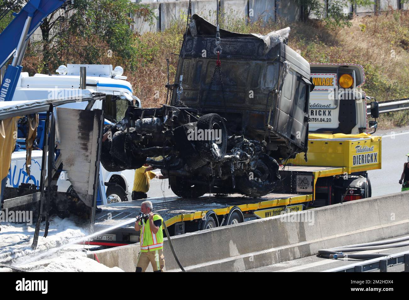 Burned out truck hi-res stock photography and images - Alamy