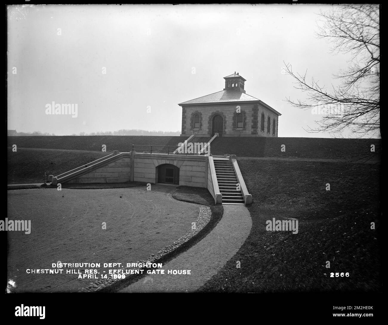 Distribution Department, Chestnut Hill Reservoir, Effluent Gatehouse ...