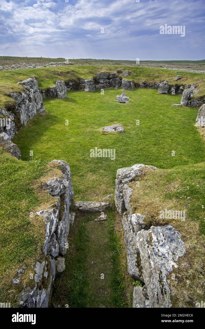 Entrance of the Stanydale Temple, Neolithic site on the Mainland ...
