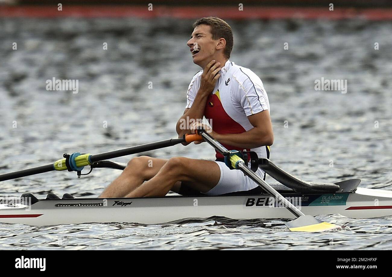 Lightweight skiff hi-res stock photography and images - Alamy