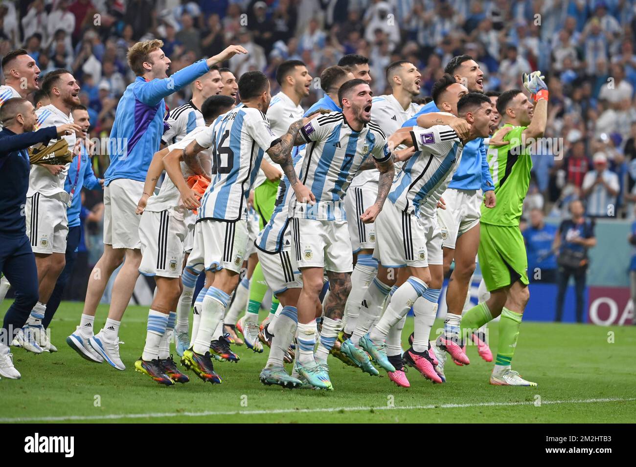 final jubilation Argentina, team photo, team, crew, team photo ...