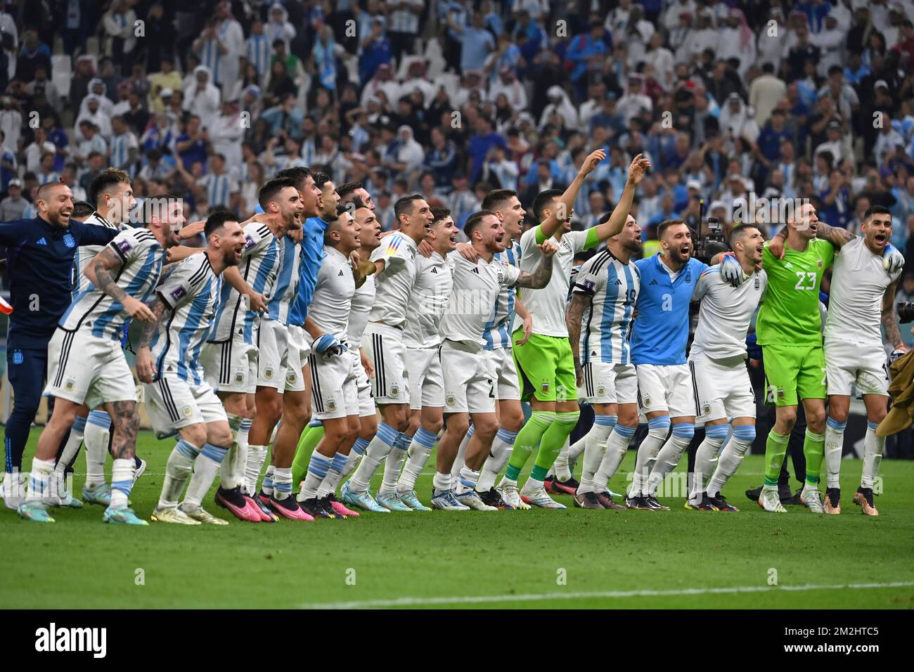 final jubilation, team photo, team, squad, team photo, jubilation, joy ...