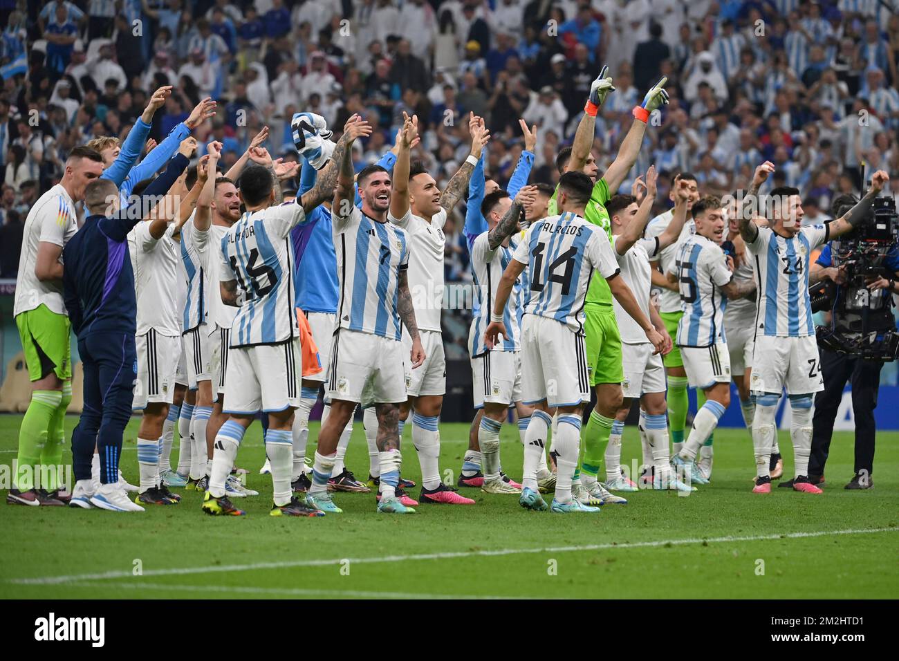 final jubilation, team photo, team, squad, team photo, jubilation, joy ...