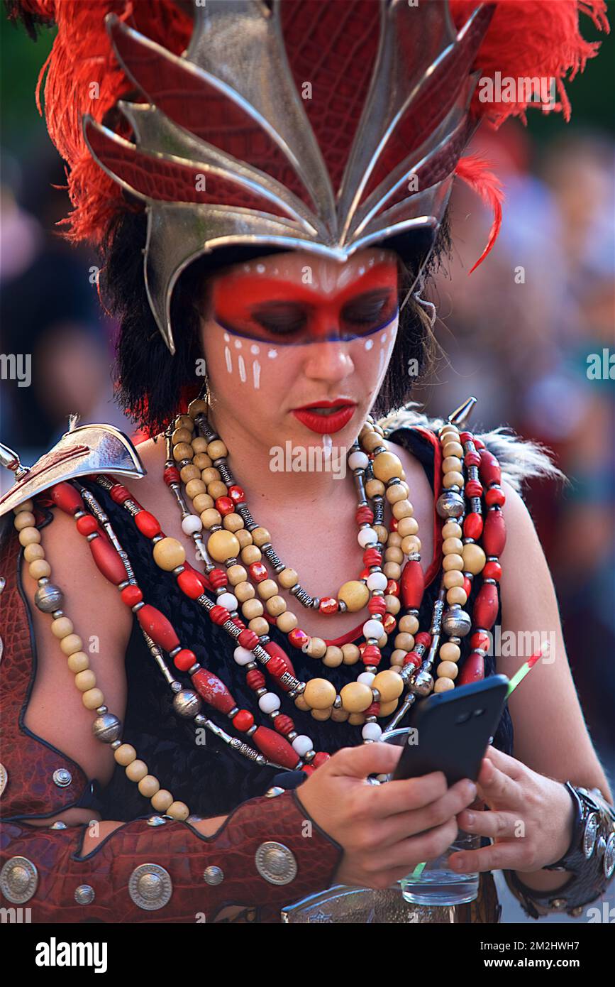 Folklore arabe hi-res stock photography and images - Alamy