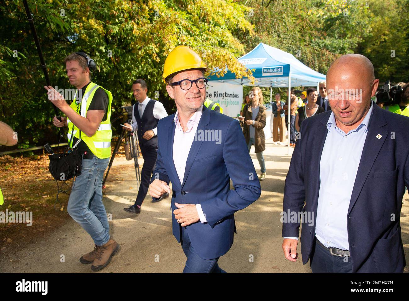 Minister of infrastructure and transports hi-res stock photography and ...