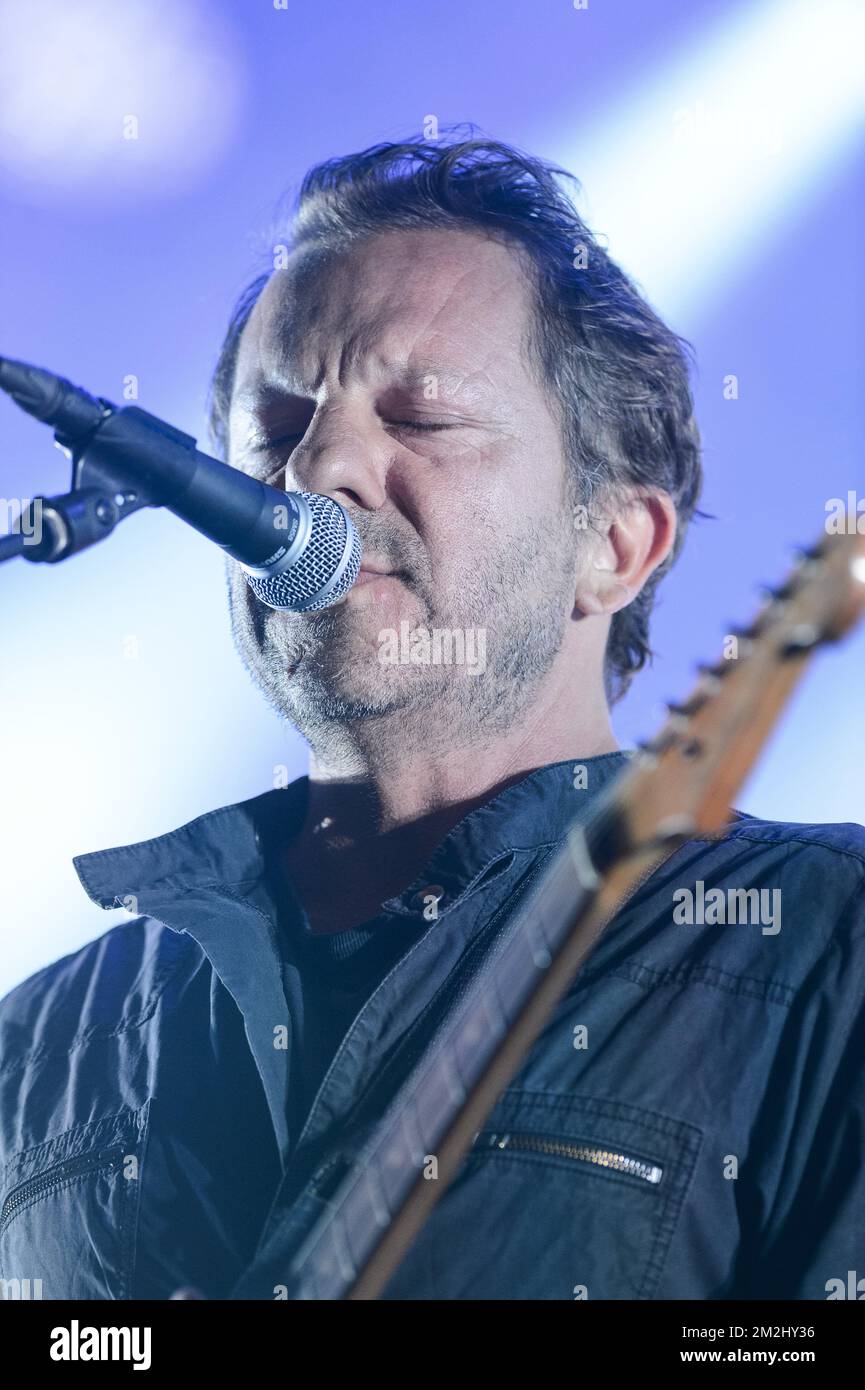 Belgian band Deus performs live at the BSF | Deus en concert au BSF 17 ...