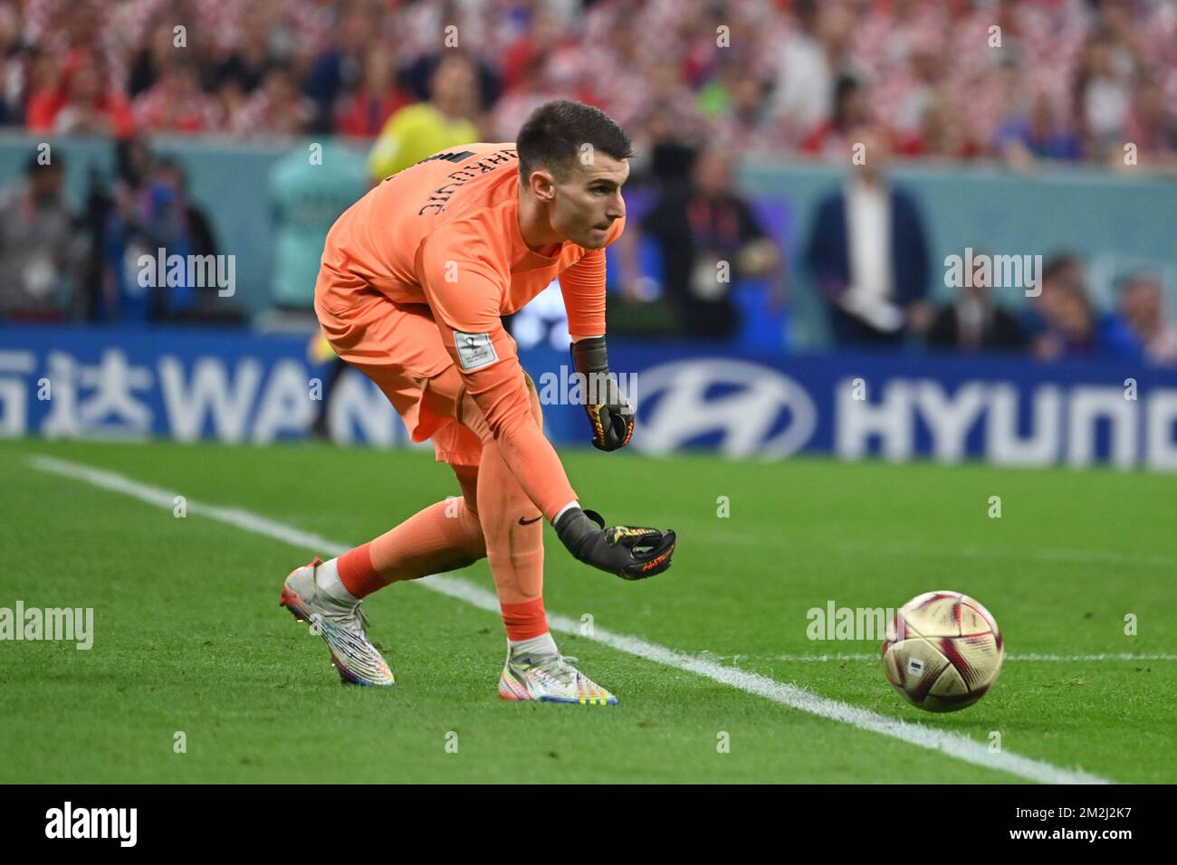 goalwart Dominik LIVAKOVIC (CRO), throw-off, action, single action ...