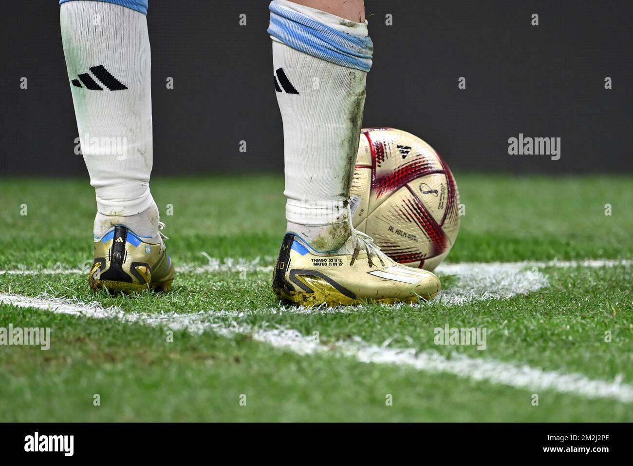 Lionel MESSI (ARG) in front of a corner kick, close up, legs, and ...