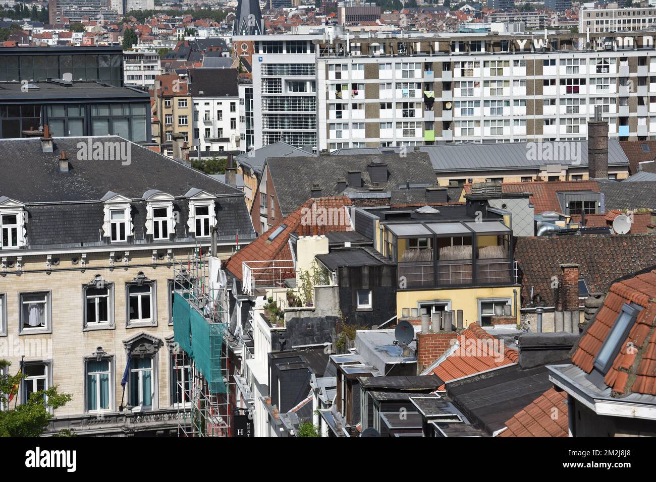 Roof | Toit 30/08/2018 Stock Photo - Alamy