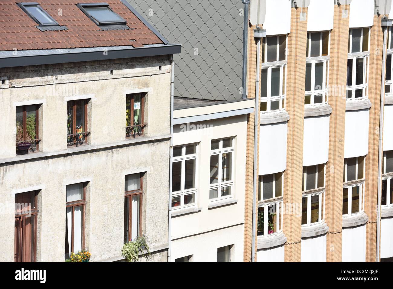Roof | Toit 30/08/2018 Stock Photo - Alamy