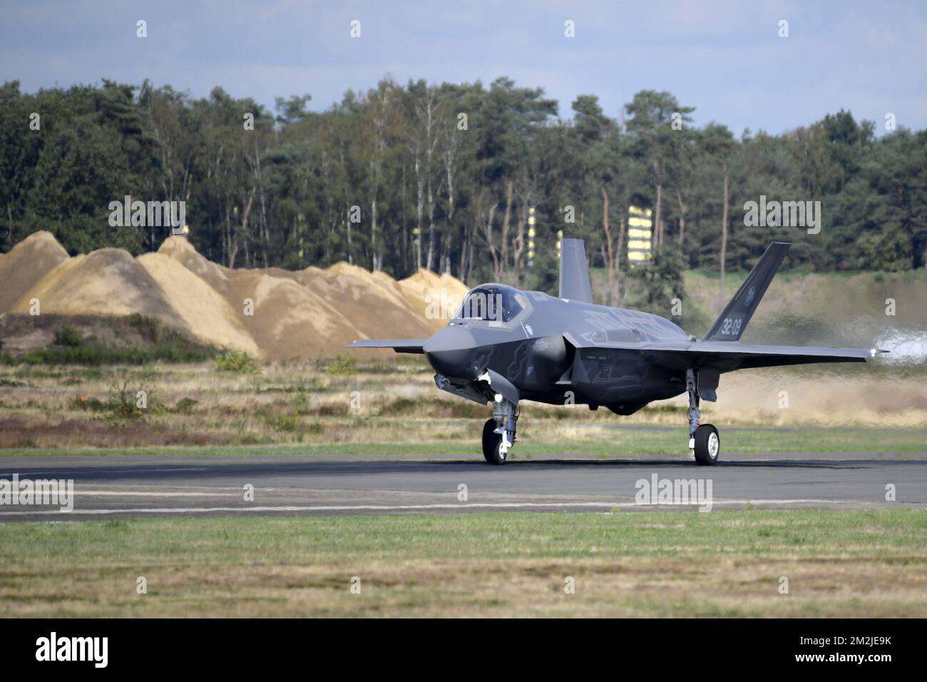 The Lockheed Martin F-35 Lightning II fighter jet pictured ahead of ...