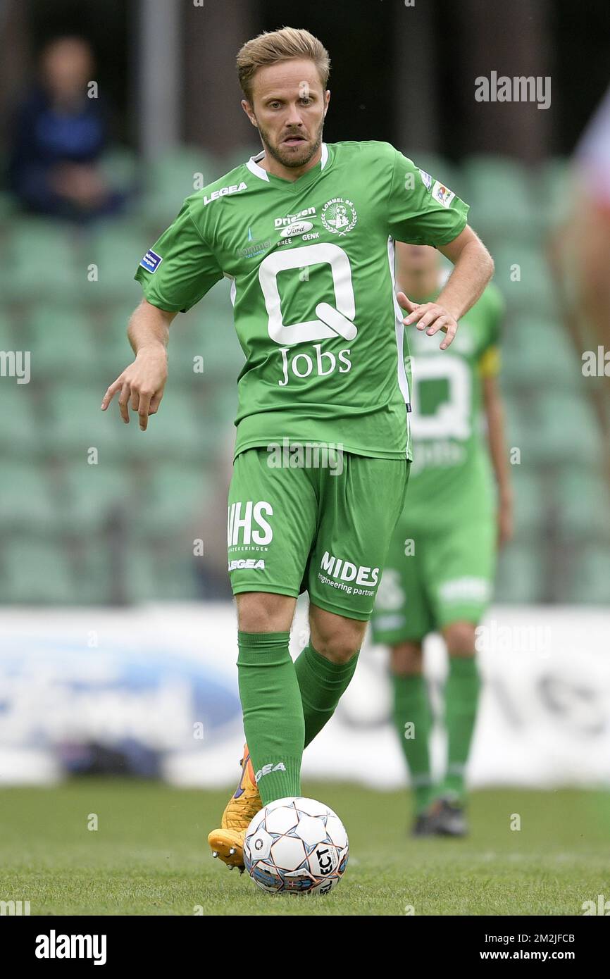 Robin henkens hi-res stock photography and images - Alamy