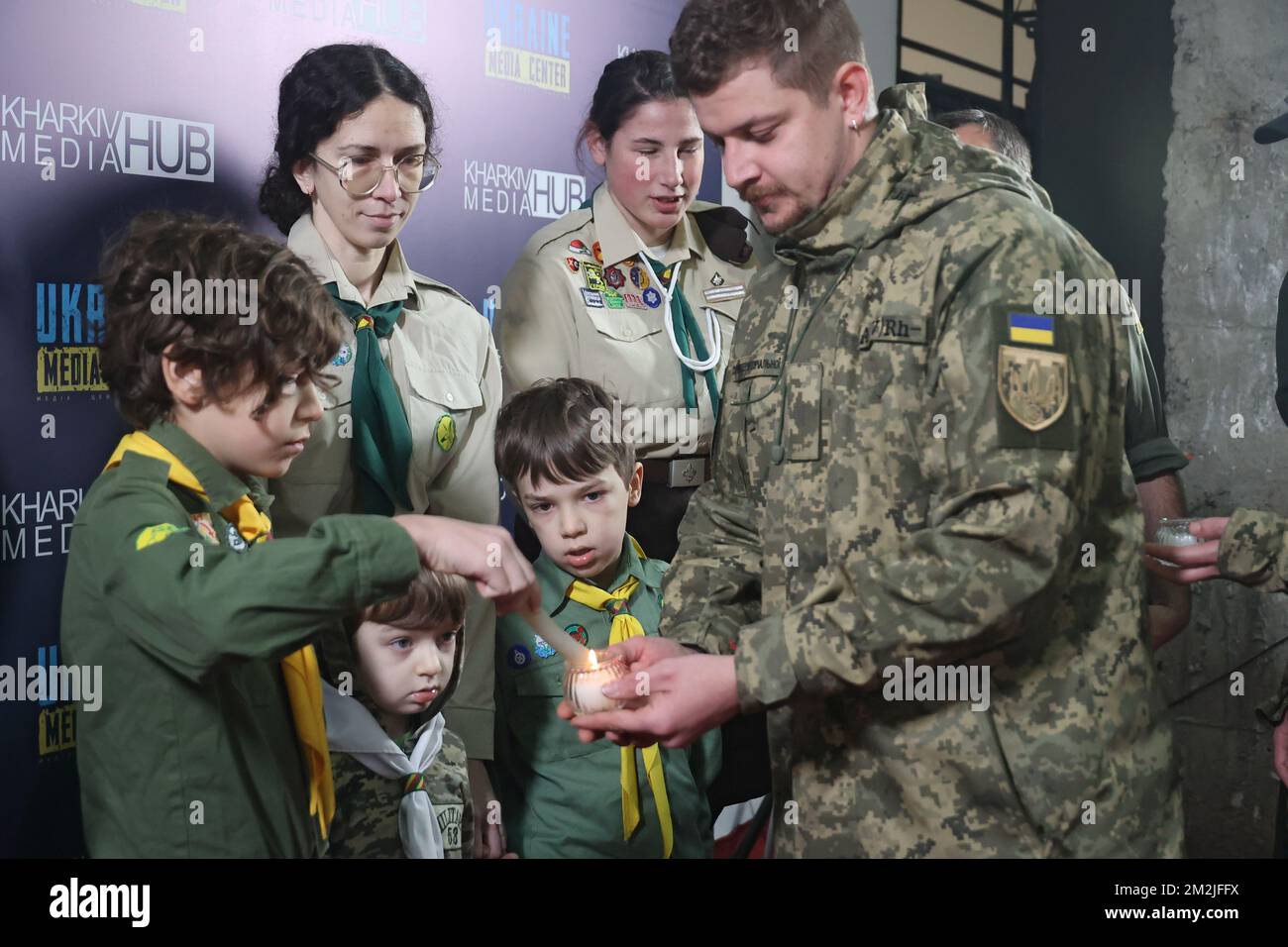 Non Exclusive: KHARKIV, UKRAINE - DECEMBER 13, 2022 - Plast scouts hand the Peace Light of ...