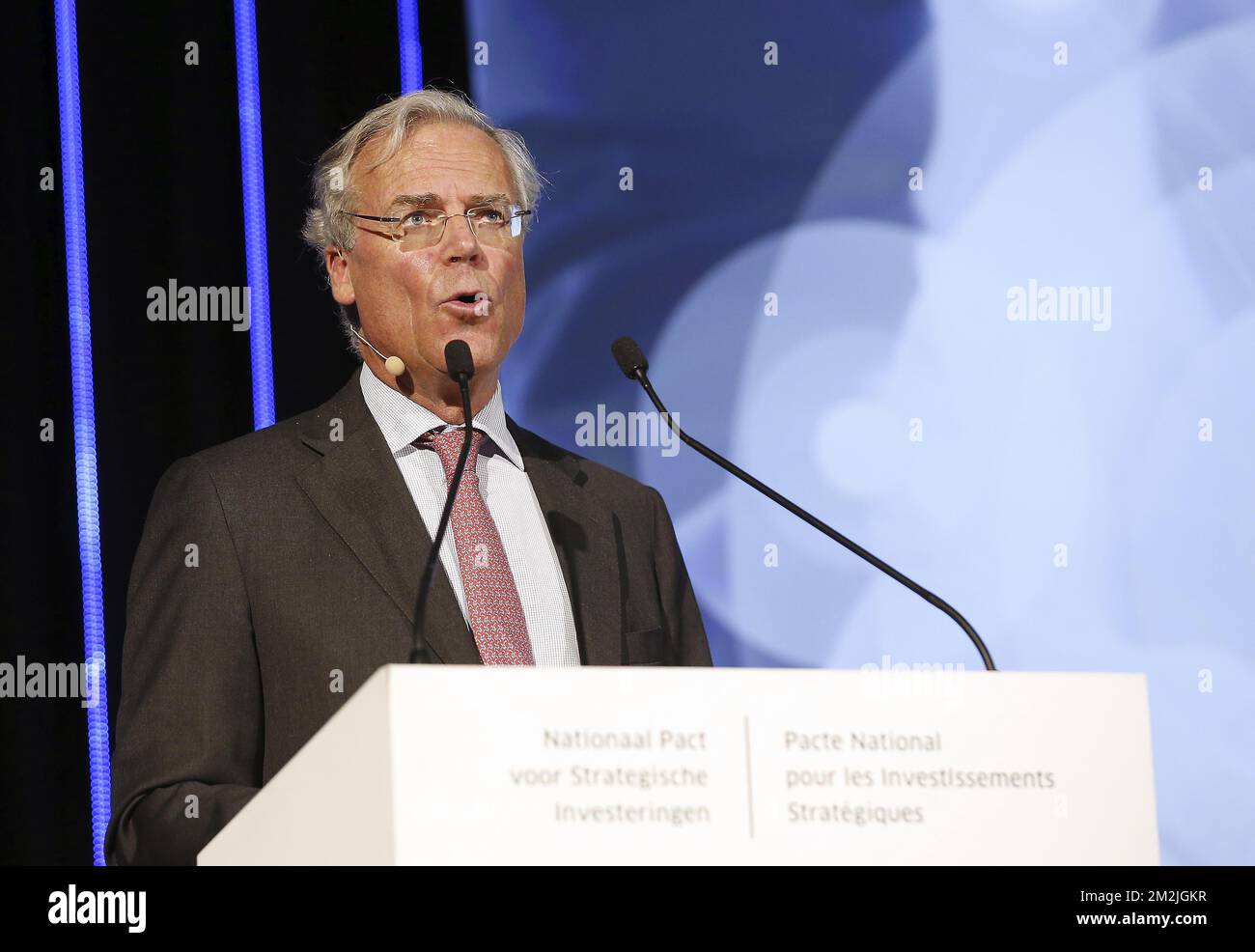 Stratégische hi-res stock photography and images - Alamy