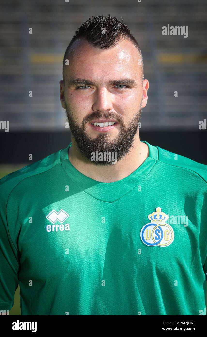 Union's goalkeeper Adrien Saussez poses for photographer at the 2018 ...