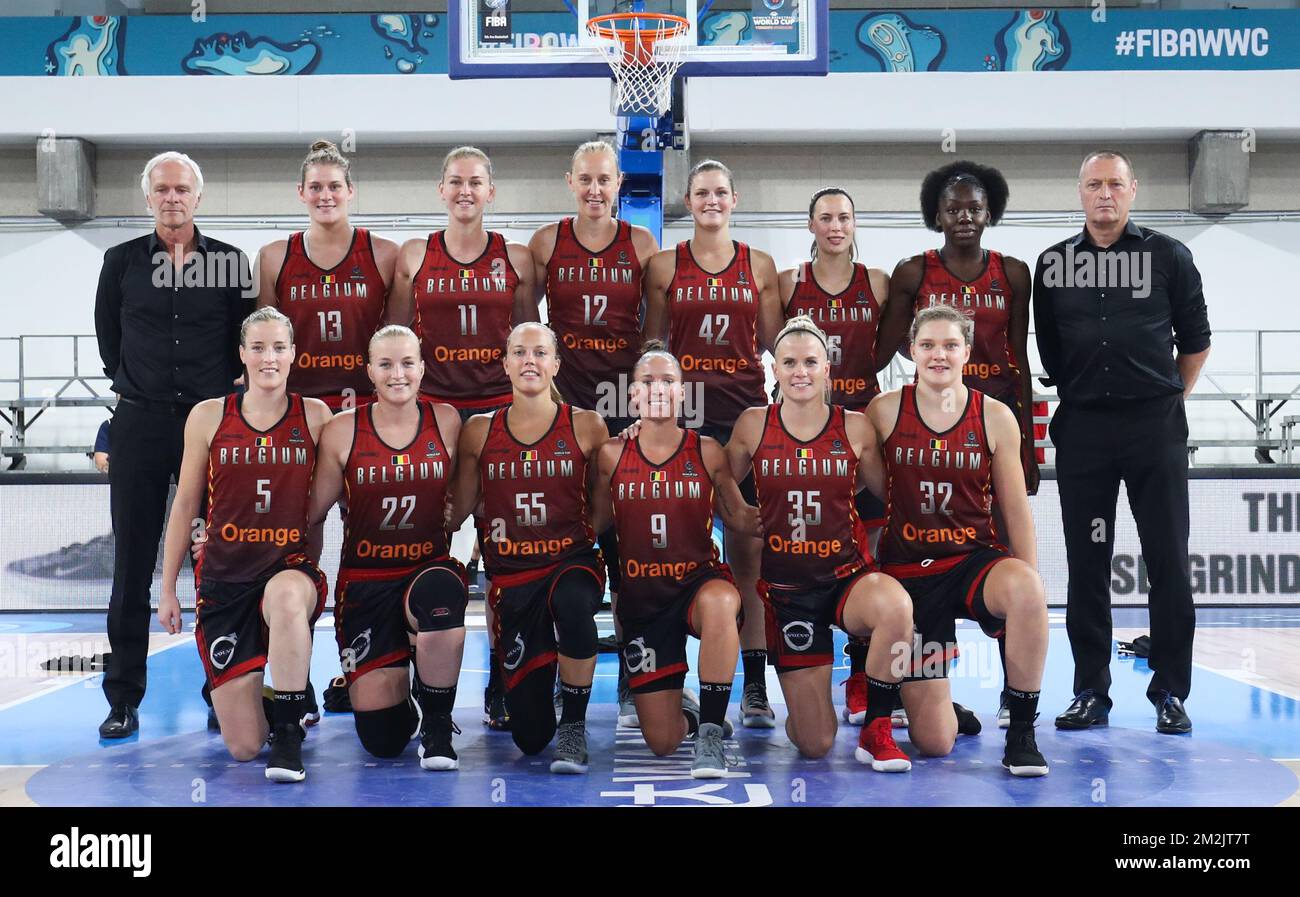 Belgian Cats Assistant Coach Pierre Cornia, Belgian Cats Kyara Linskens ...