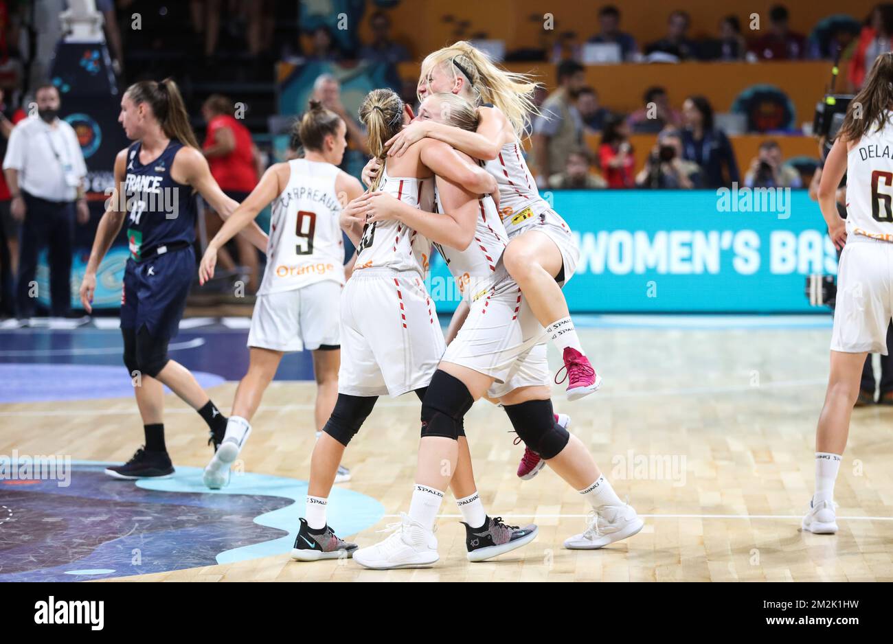 Belgian Cats Julie Allemand, Belgian Cats Hanne Mestdagh and Belgian ...