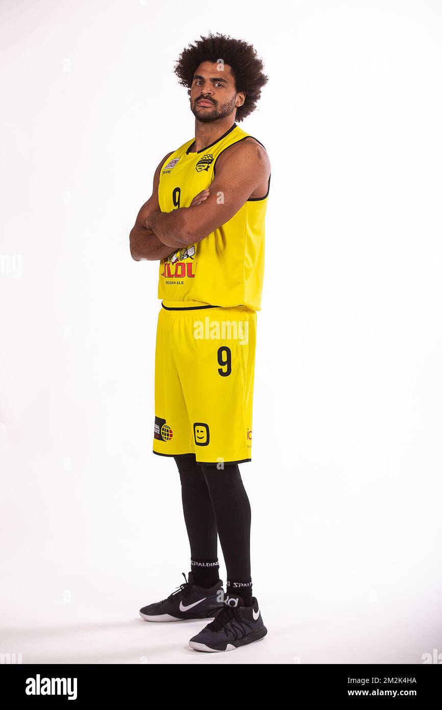 Oostende's Jean-Marc Mwema poses for the photographer during a ...