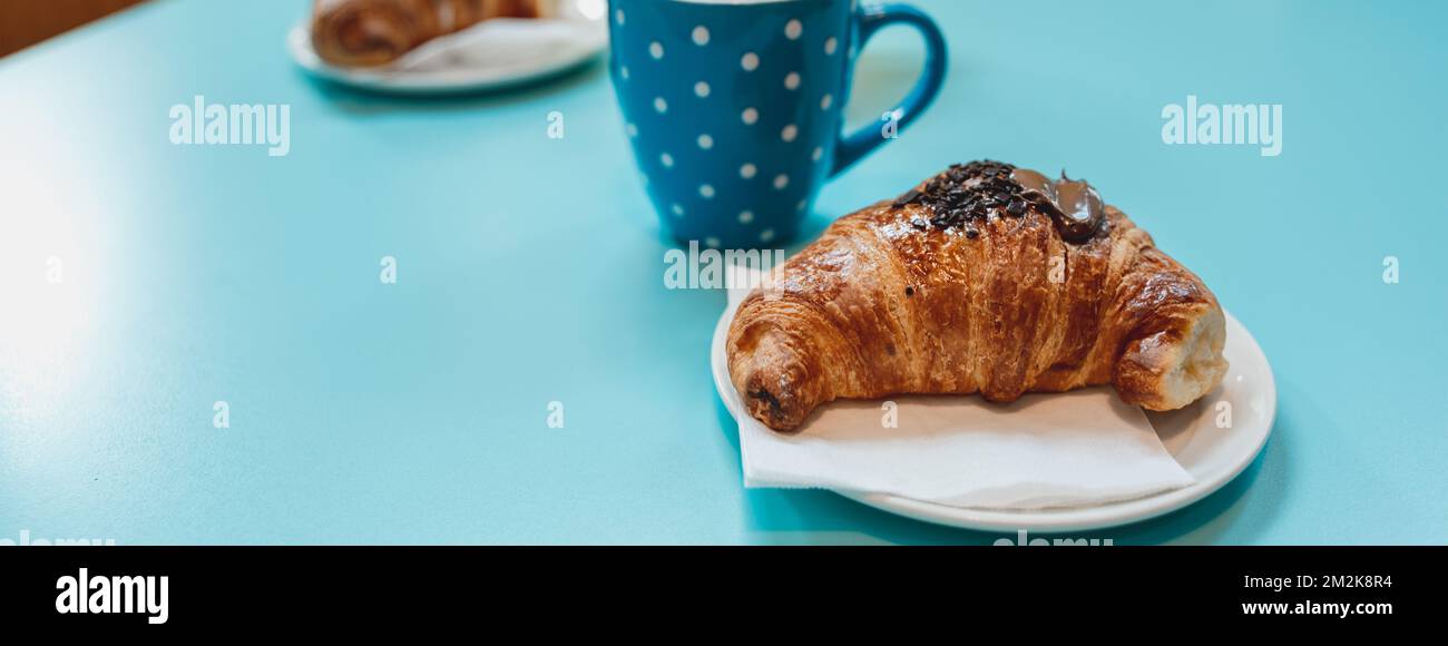 Horizontal banner header chocolate hi-res stock photography and images ...