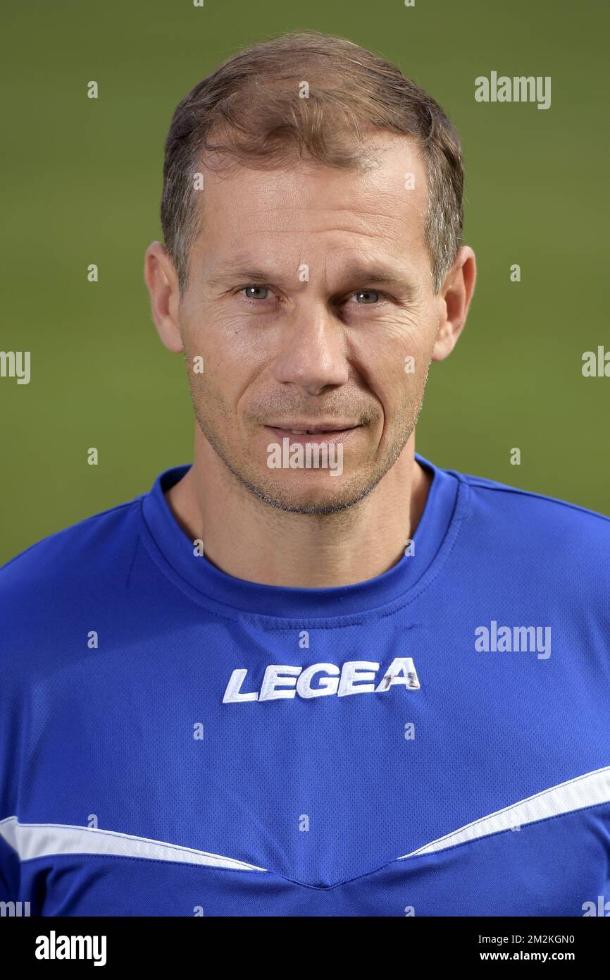 Lommel's assistant coach Tom Vandervee poses for photographer at the ...