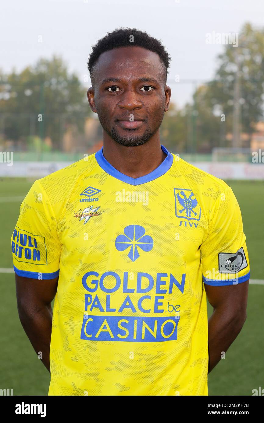 STVV's Mohamed Buya Turay poses for photographer, in marge of 2018-2019 ...