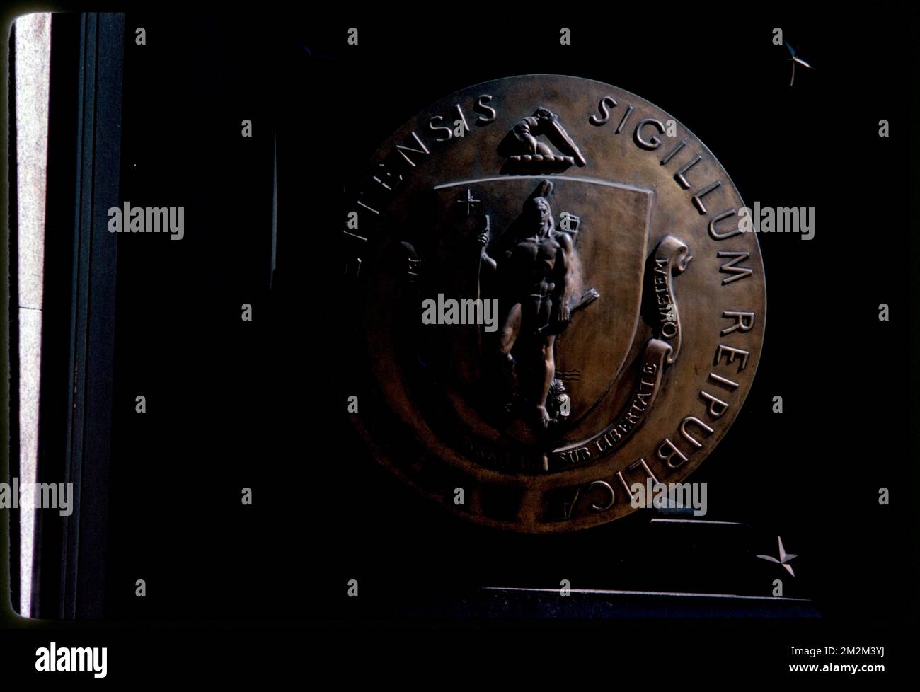 Medallion bank hi-res stock photography and images - Alamy