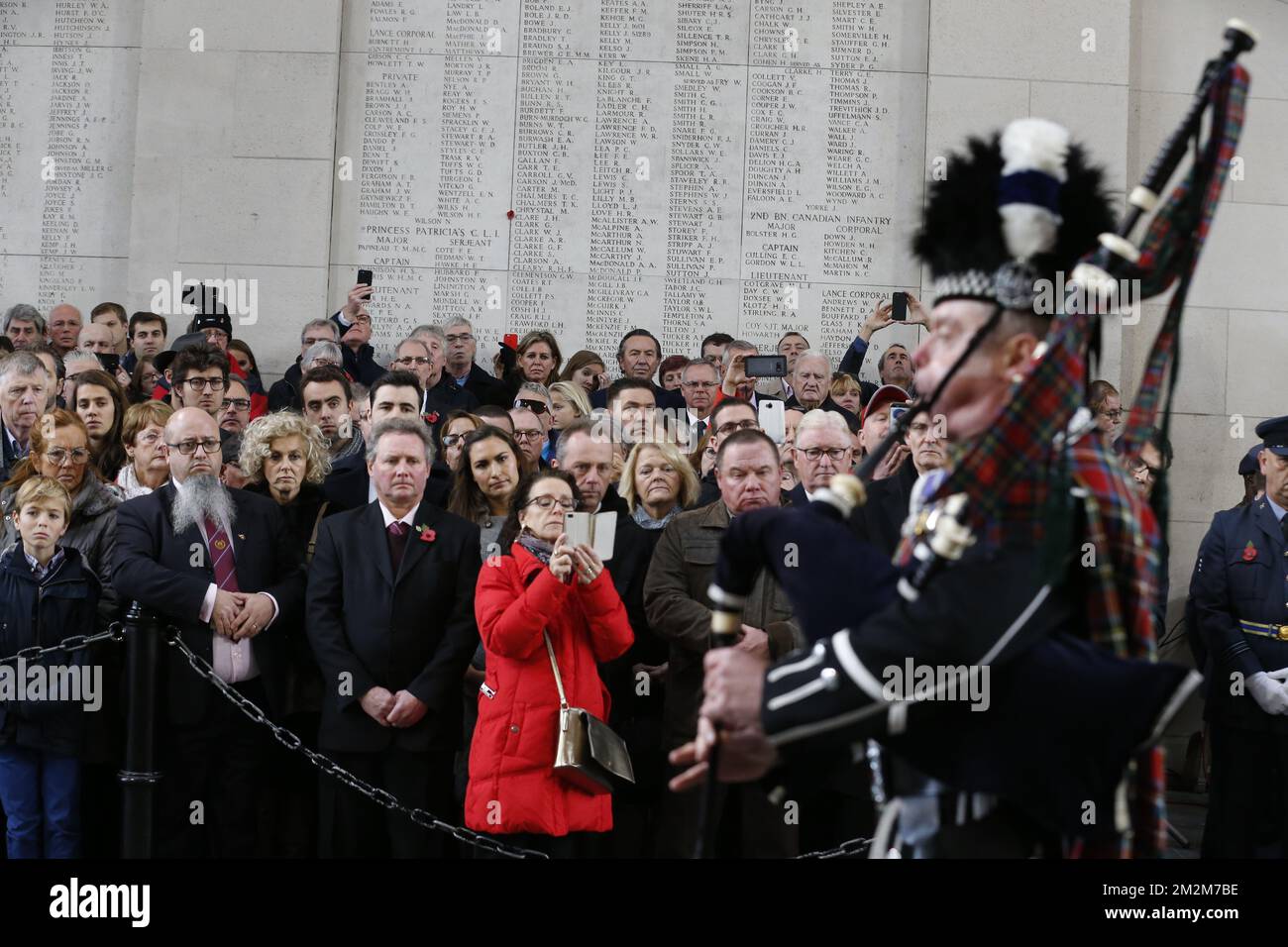 Attend the last post ceremony hi-res stock photography and images - Alamy