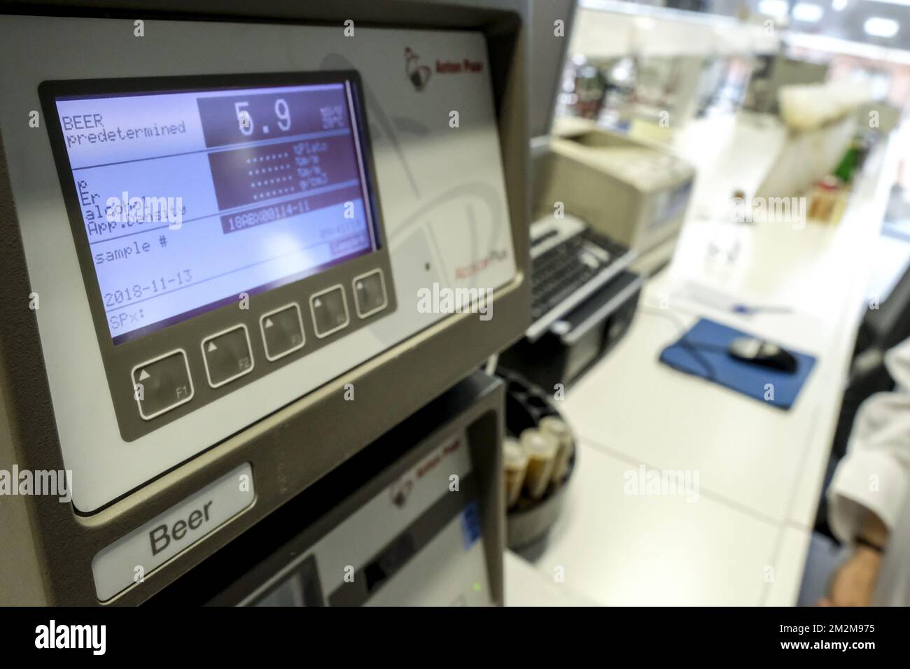 Laboratoriumgebouw hi-res stock photography and images - Alamy