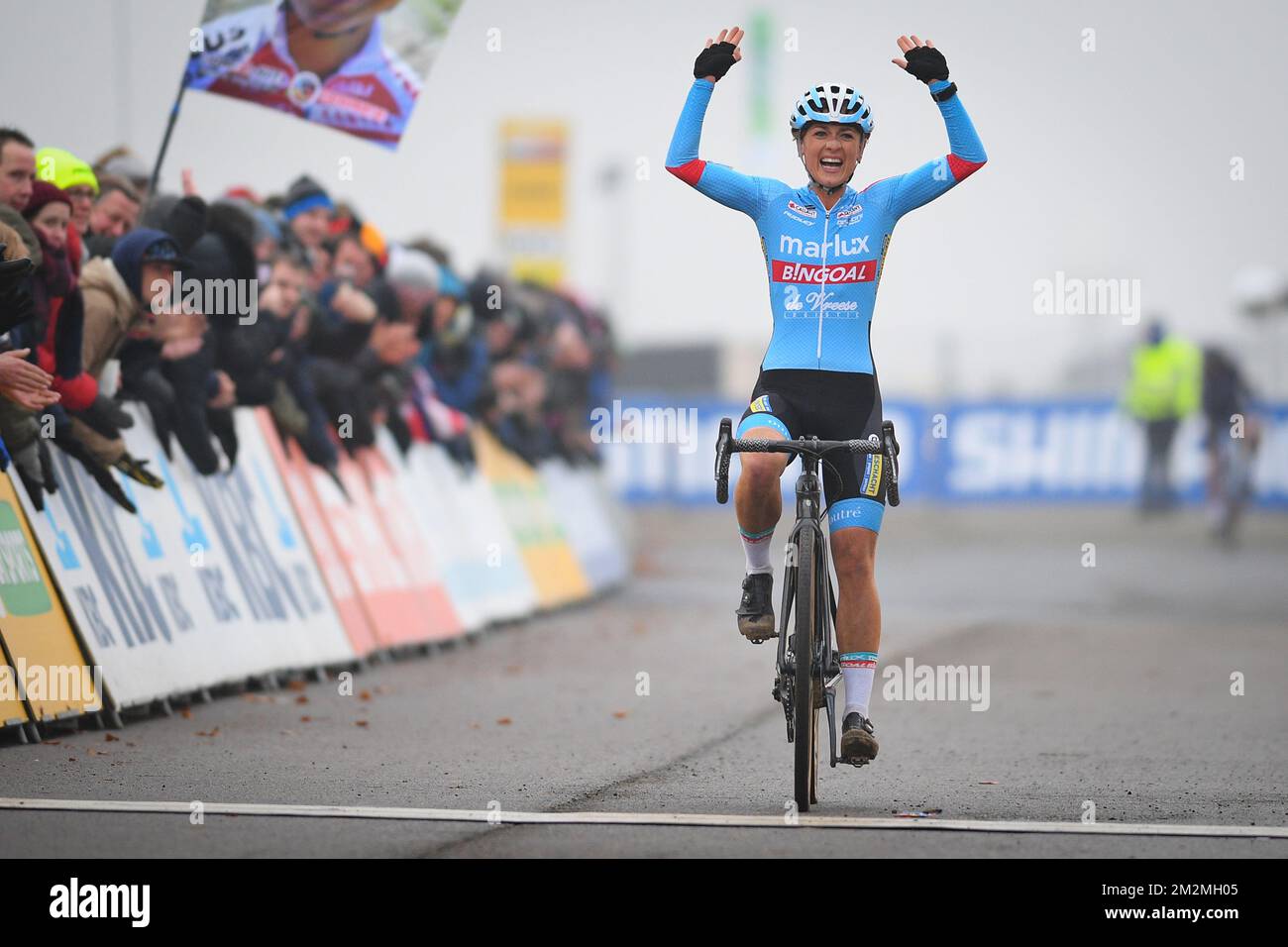 Dutch Denise Betsema celebrates as he crosses the finish line to win ...