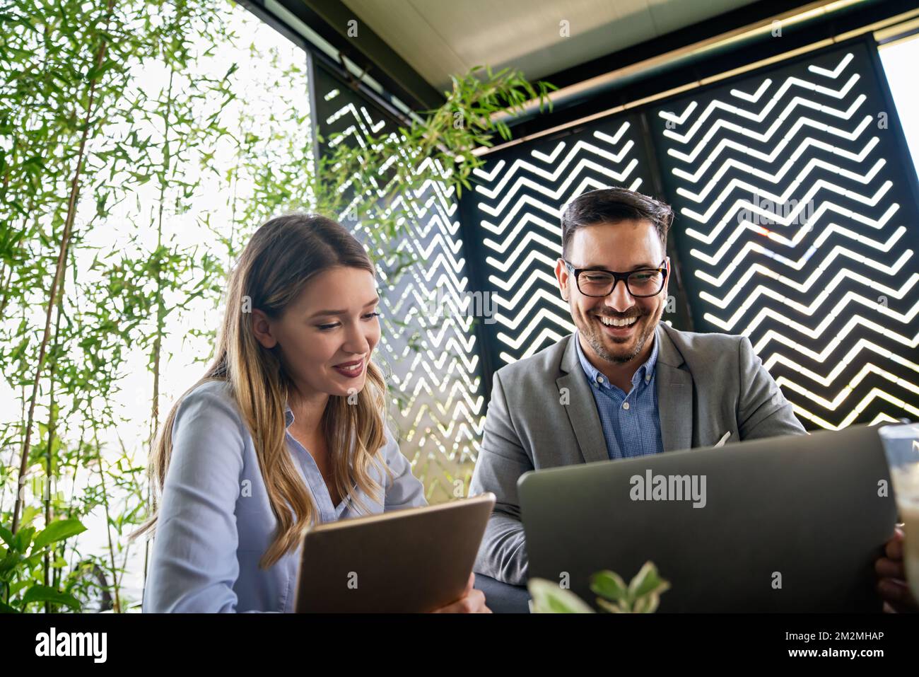 Technology office developer hi-res stock photography and images - Alamy