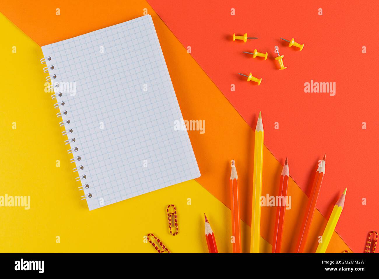 Office desk paperwork other hi-res stock photography and images - Alamy