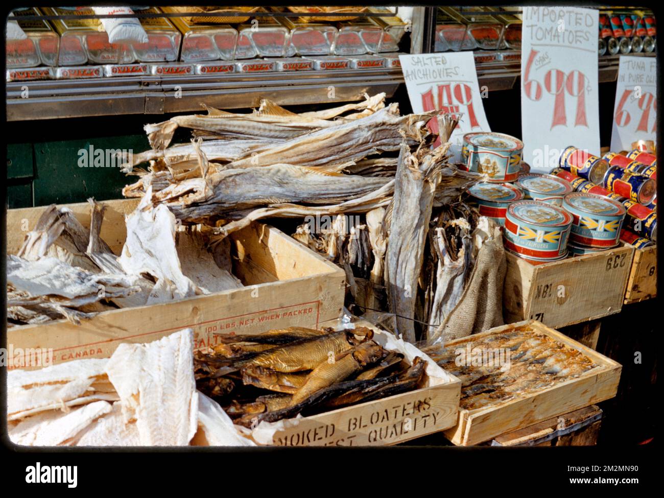 Vintage canned fish hi-res stock photography and images - Alamy
