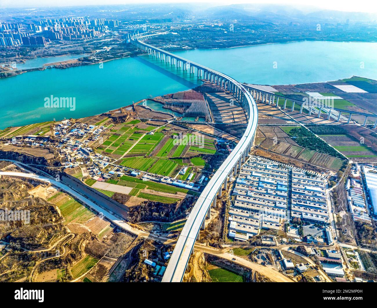 Aerial photo shows the connecting line of the Yellow River Rail ...